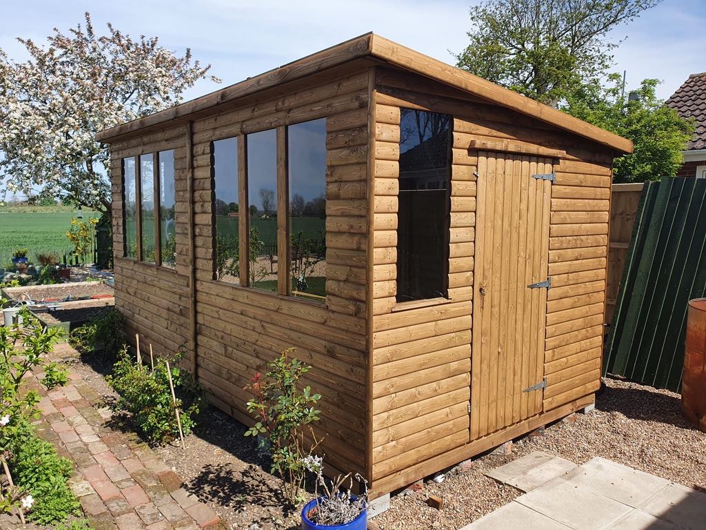 14X8 POTTING SHED - Andrew Dams